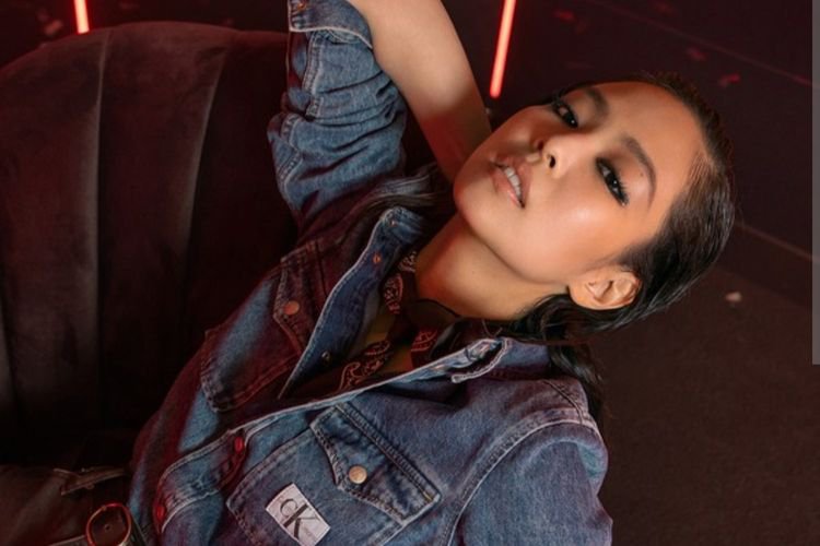 Hypebae Sebut Jennie BLACKPINK untuk Calvin Klein jadi Kolaborasi Terbaik Fashion di Tahun 2023 ...